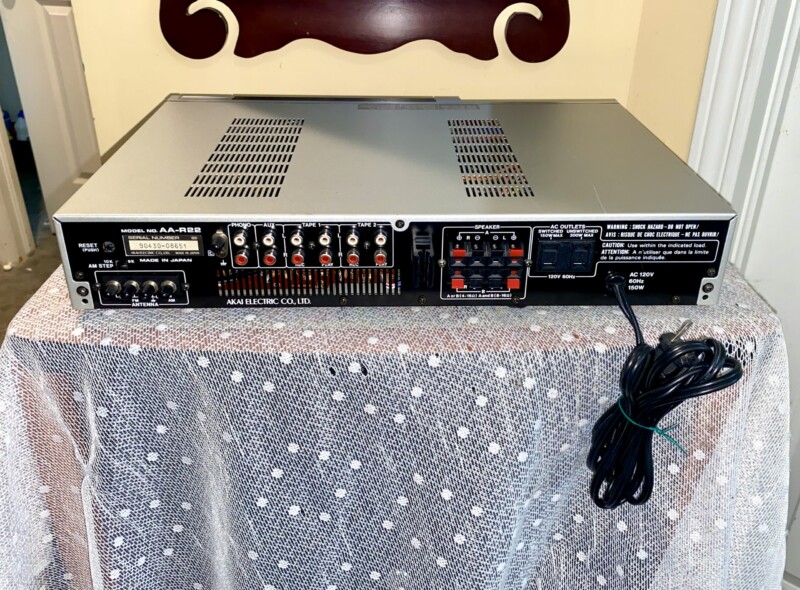 Akai AM/FM Computer Controlled 30 WPC Stereo Receiver AA-R22 - Radique Inc