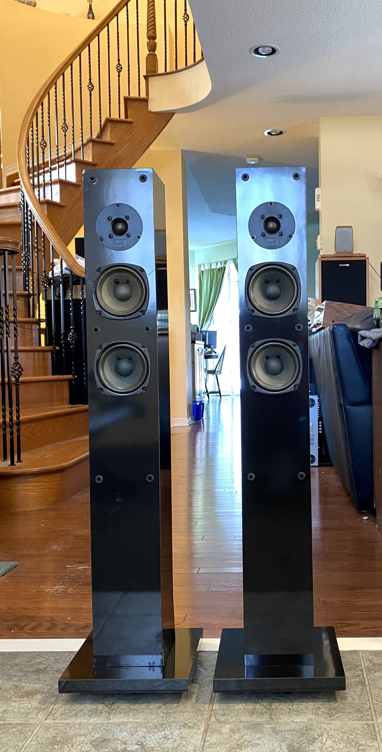 Great Sounding NHT 3-Driver Slim Towers VT-1 - Radique Inc