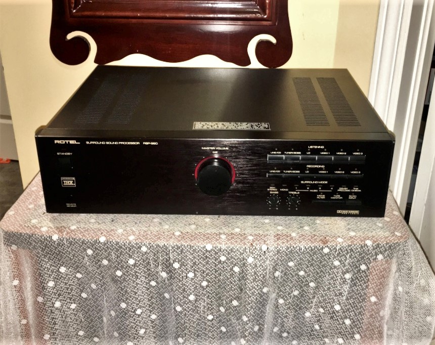 Rotel THX 5.1 Surround Pre-Amplifier w/ Remote RSP-980 - Radique Inc