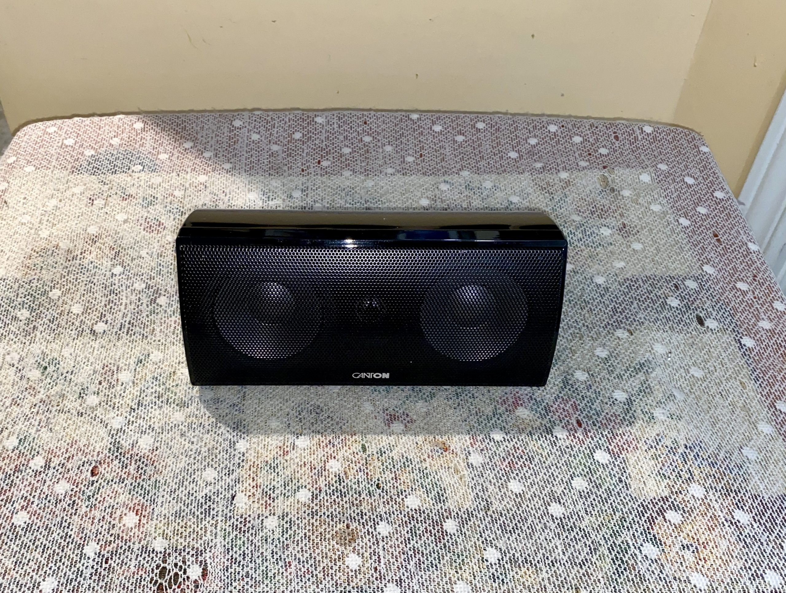 High Quality, Ultra-Compact Canton Center Speaker CX - Radique Inc