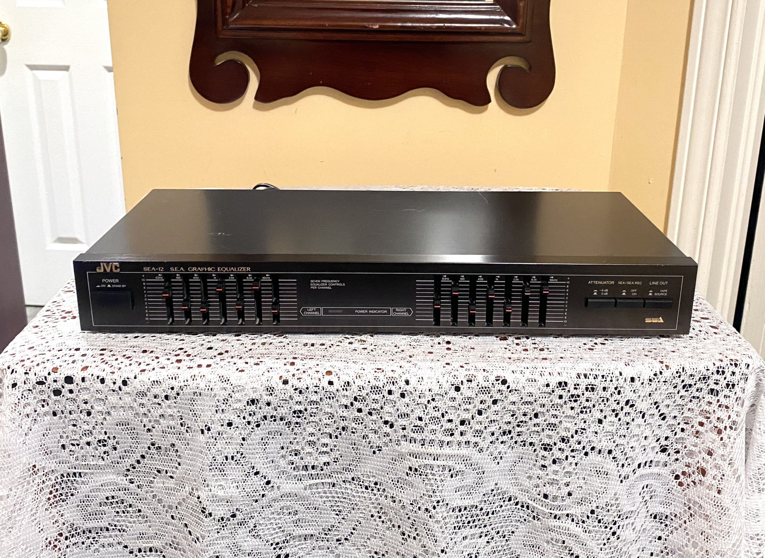 JVC 7-Band Graphics Equalizer, Made in Japan SEA-12 - Radique Inc