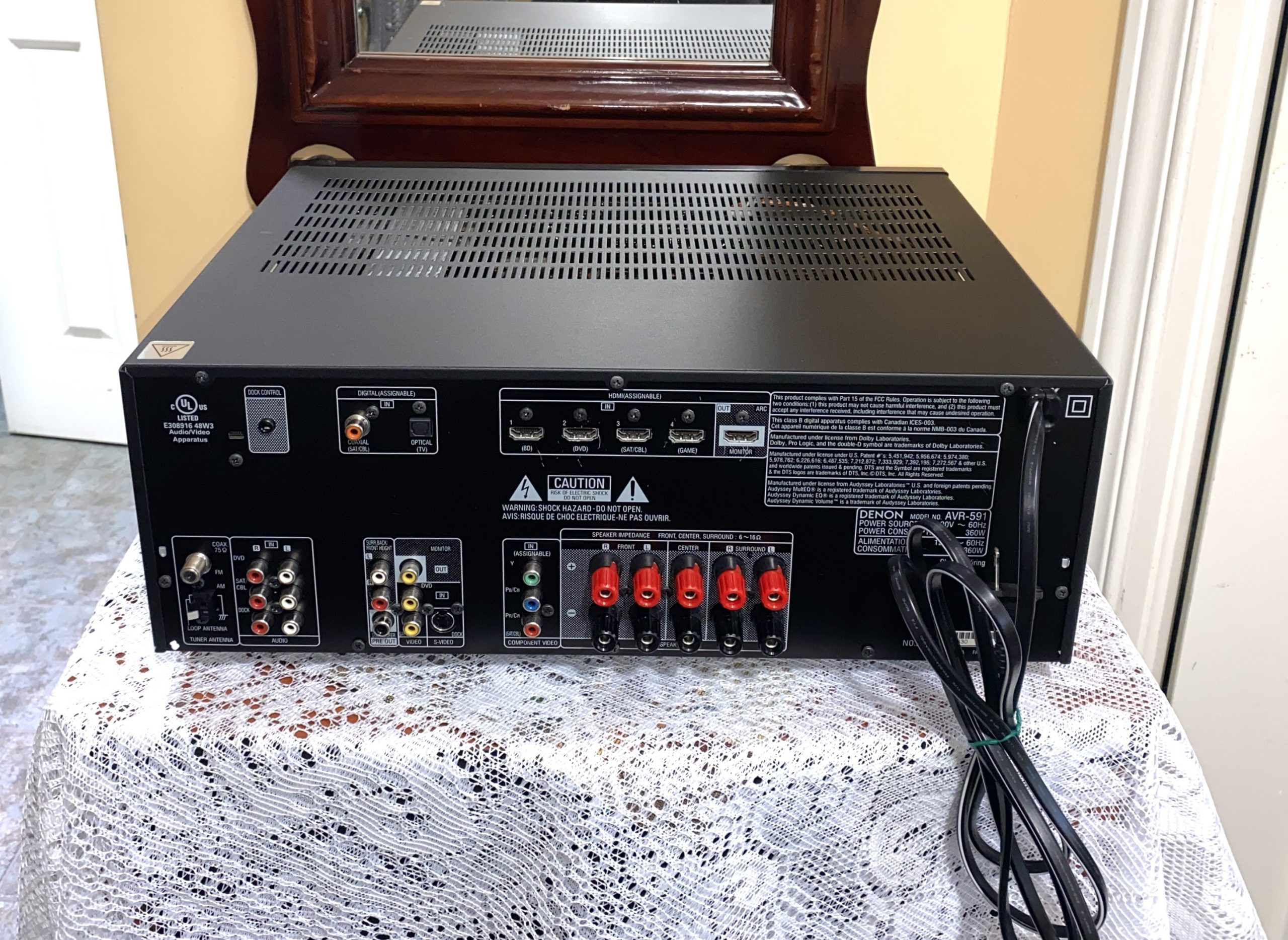 Denon 375 Watt 5.1 AVR with 4 x HDMI, ARC AVR-591 - Radique Inc