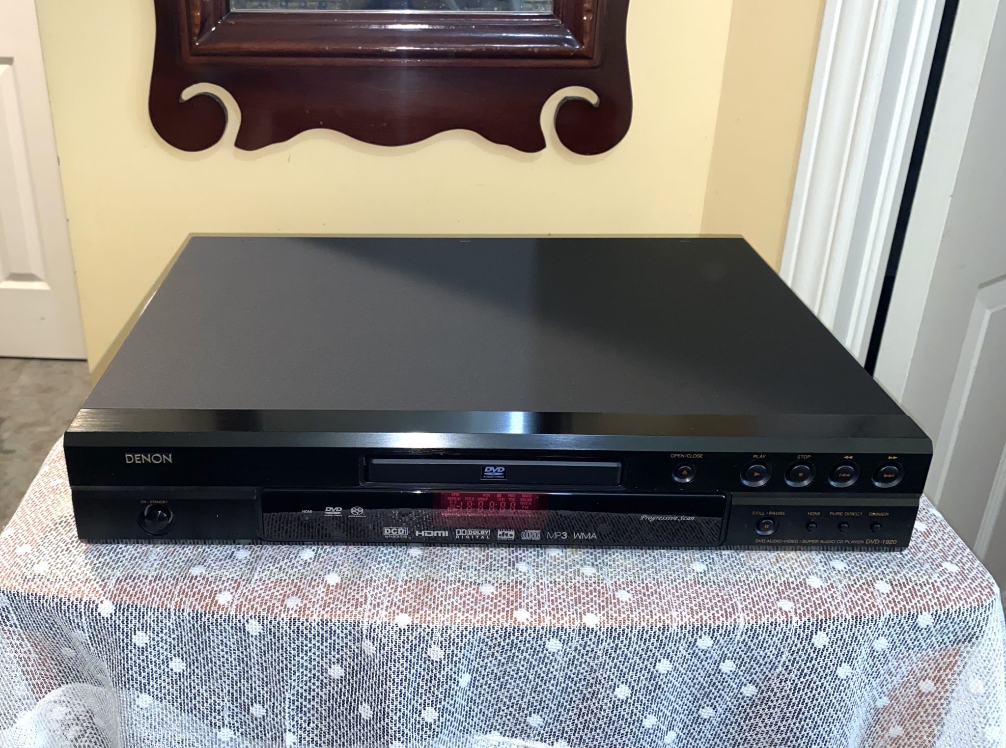 Featured Used/Vintage - DVD Players - Radique Inc