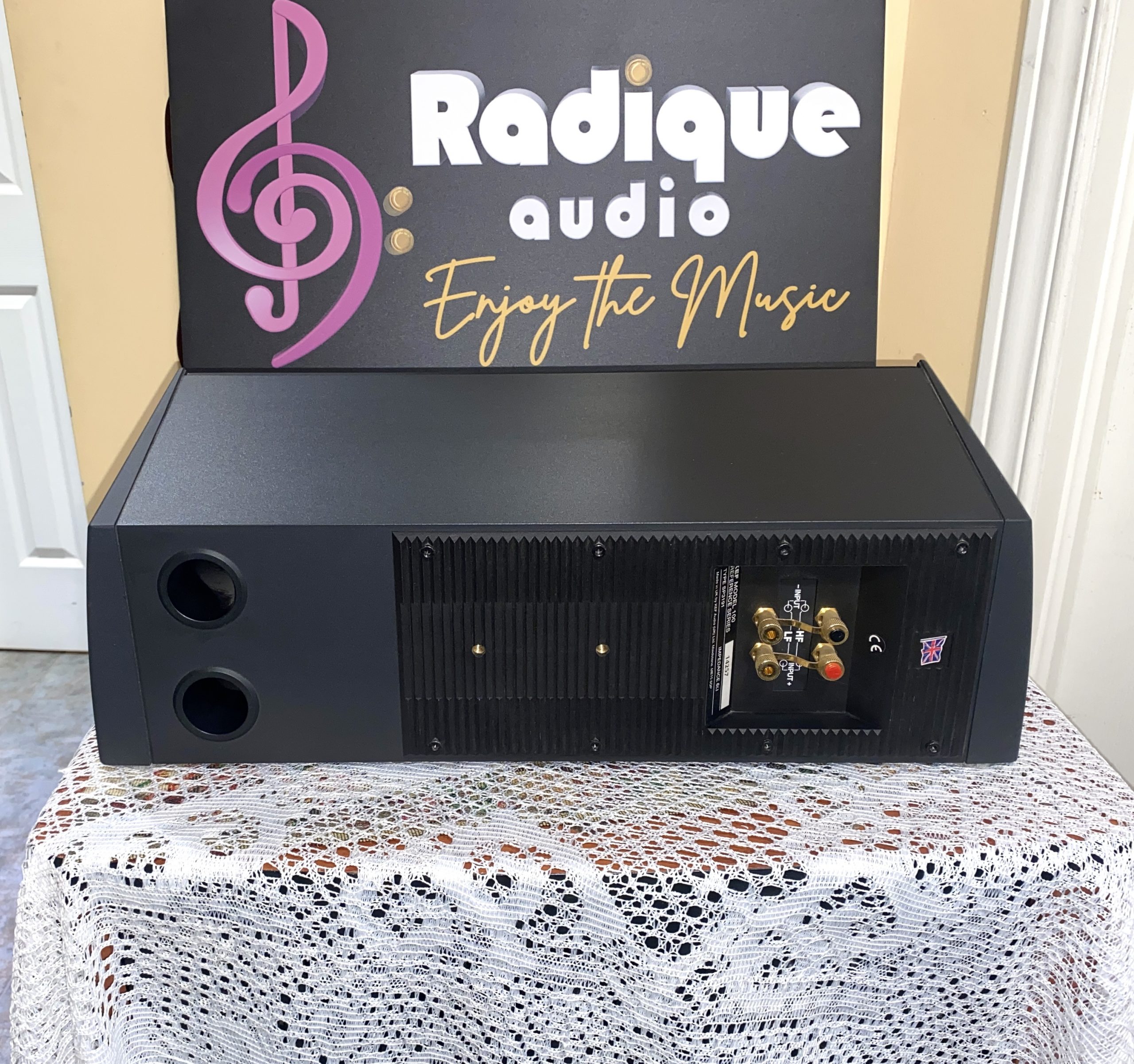 Refined British Center Seaker from KEF with Uni-Q Model 100 - Radique Inc
