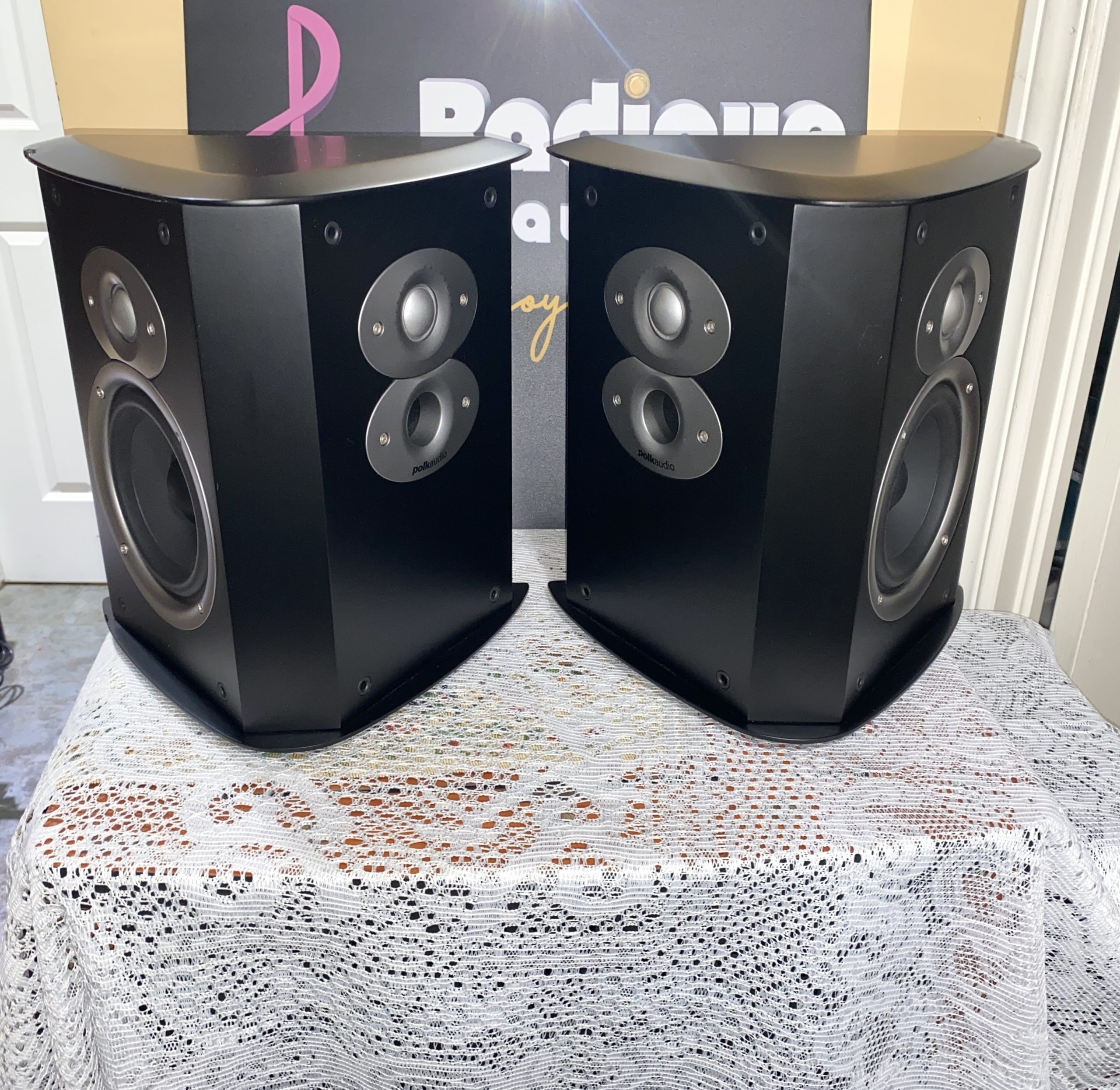 Polk Audio Switchable Bipole / Dipole Speakers FXi A4 - Radique Inc