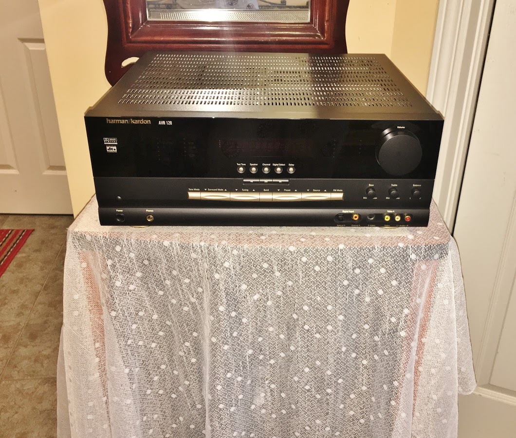 Harman Kardon 200 Watt 5.1 AVR w/ Remote AVR 120 - Radique Inc