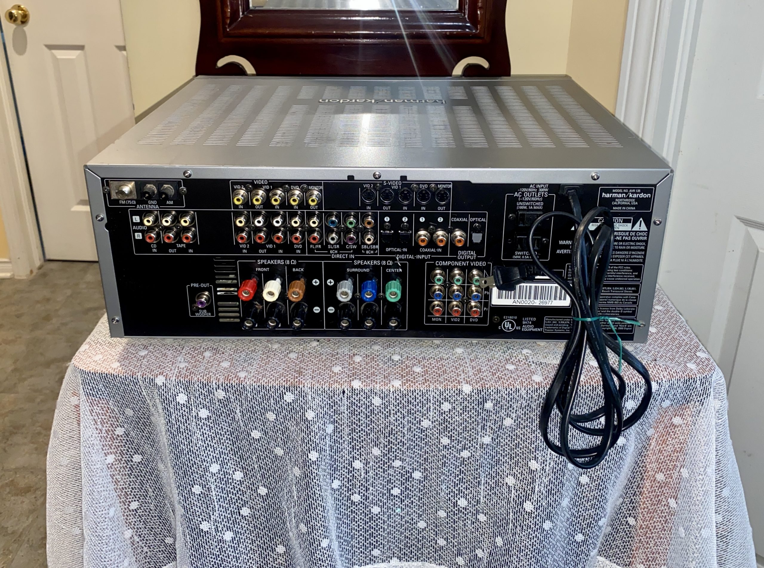 Harman Kardon 240 Watt 6.1 AVR w/ Remote AVR 135 - Radique Inc