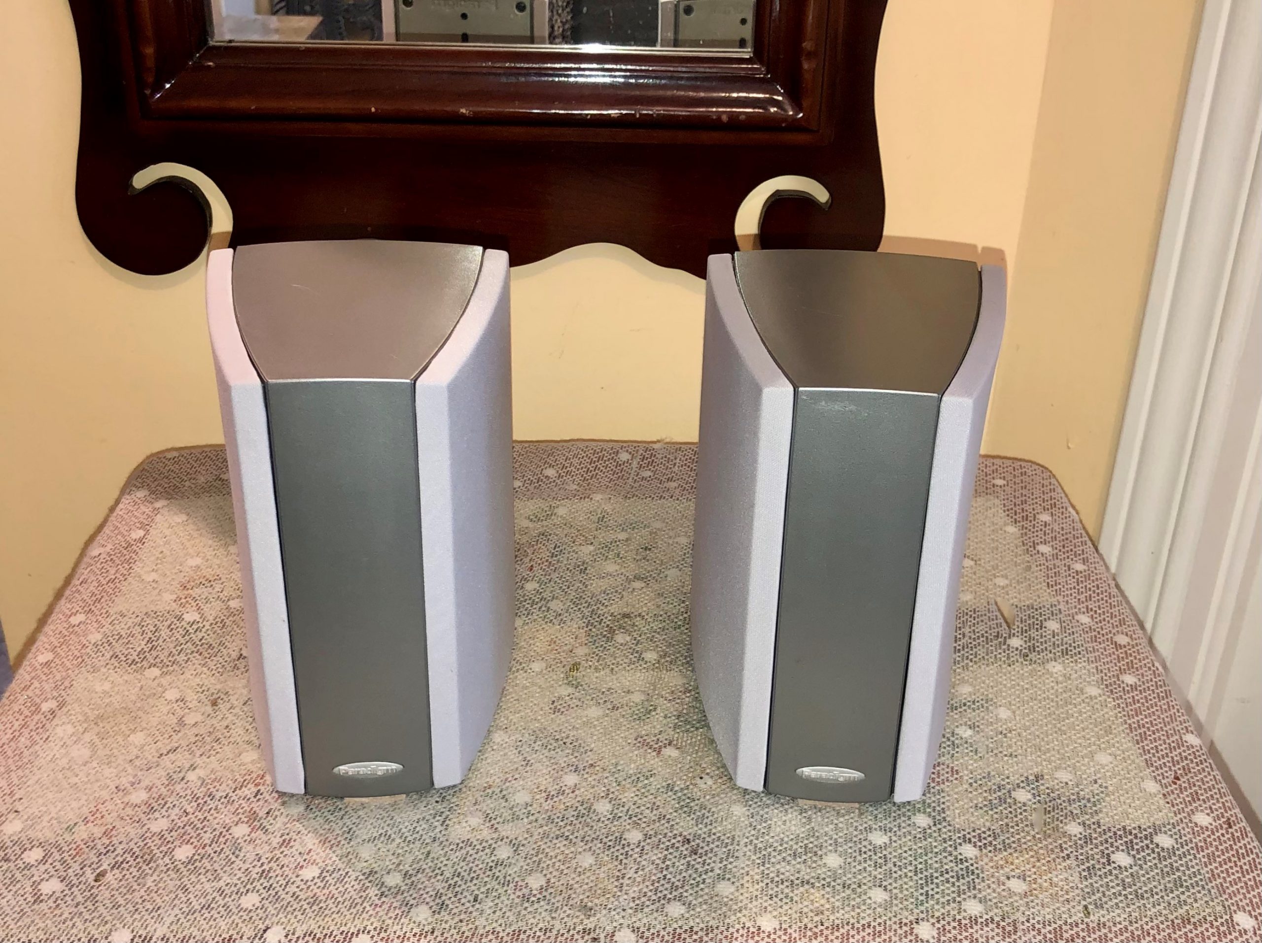 4-Driver, Surround Wall mounted Paradigm Speakers Cinema ADP V3 ...