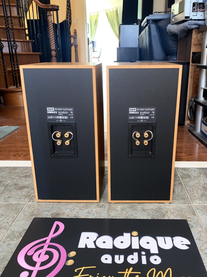 Impressive B&W Bookshelf Speakers in Cherry Finish DM602 - Radique Inc