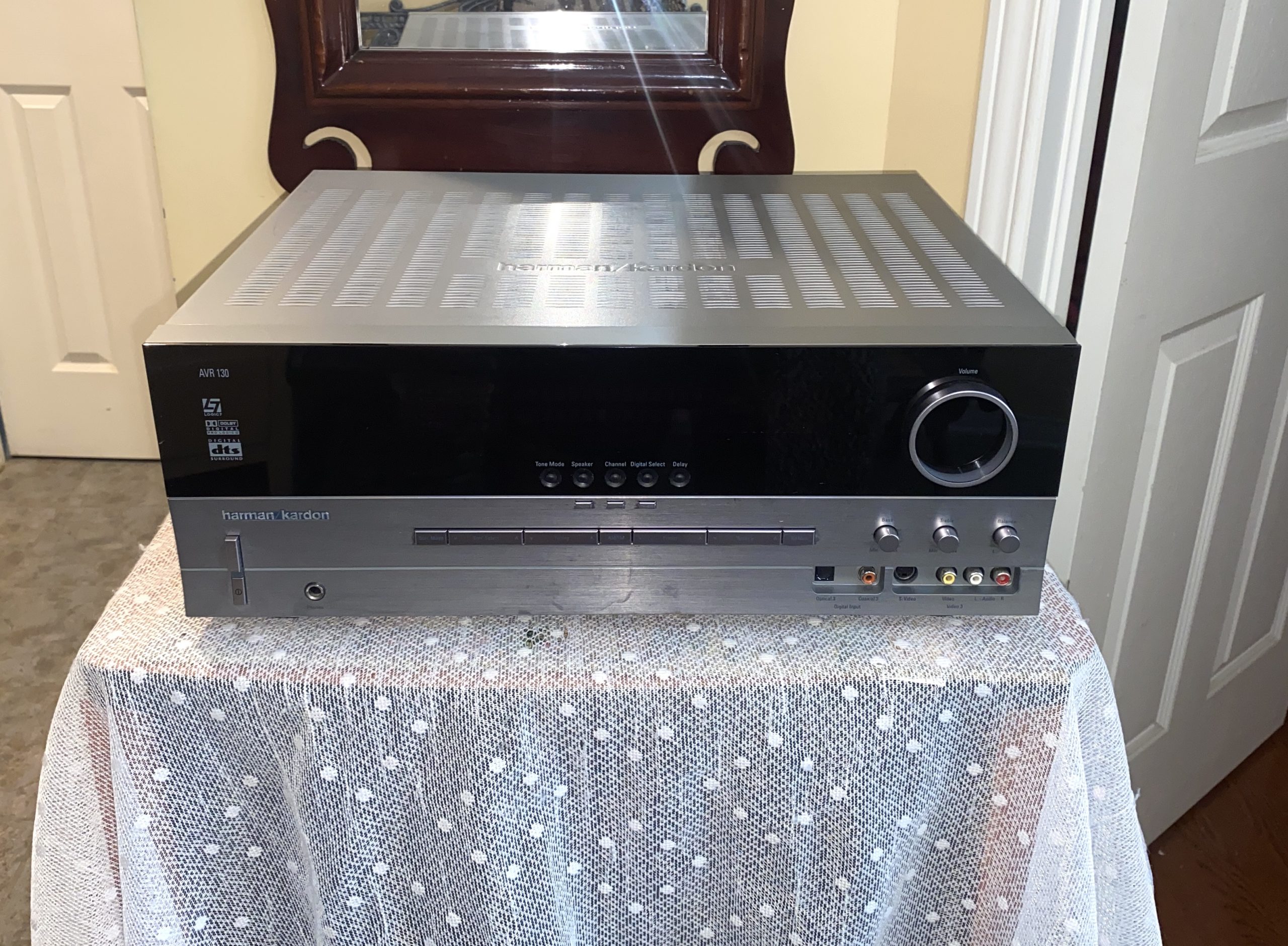 Harman Kardon 200 Watt 5.1 AVR 130 - Radique Inc
