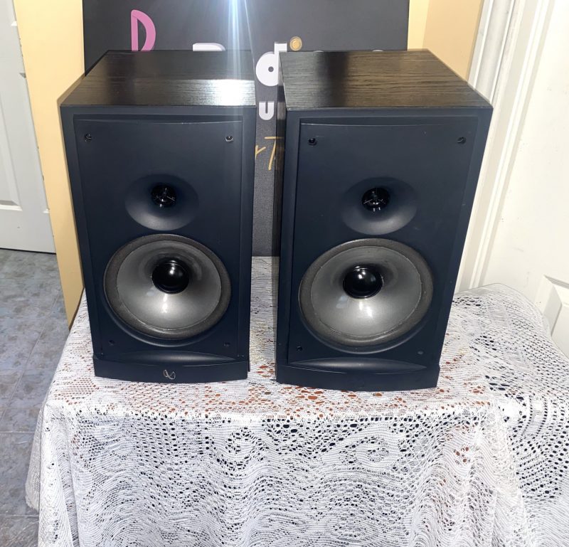 Infinity Bookshelf Speakers with 6.5" Woofers RS2 - Radique Inc