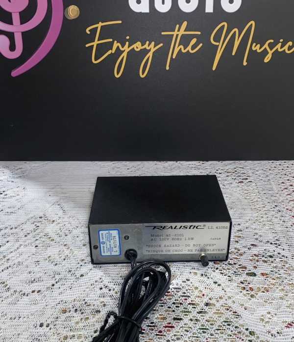 Vintage Realistic Phono Preamplifier 42-2101 - Radique Inc