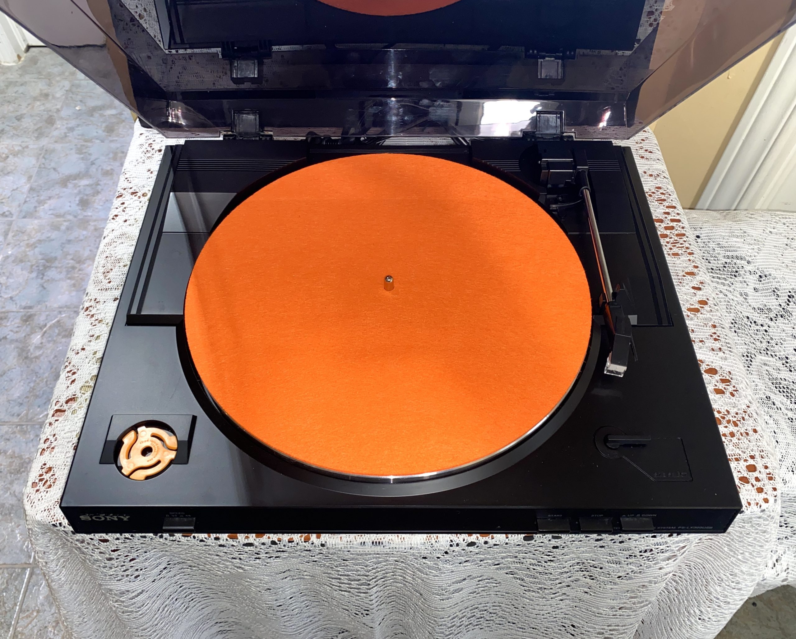 Sony Fully Automatic, Belt-Drive Turntable PS-LX300USB - Radique Inc