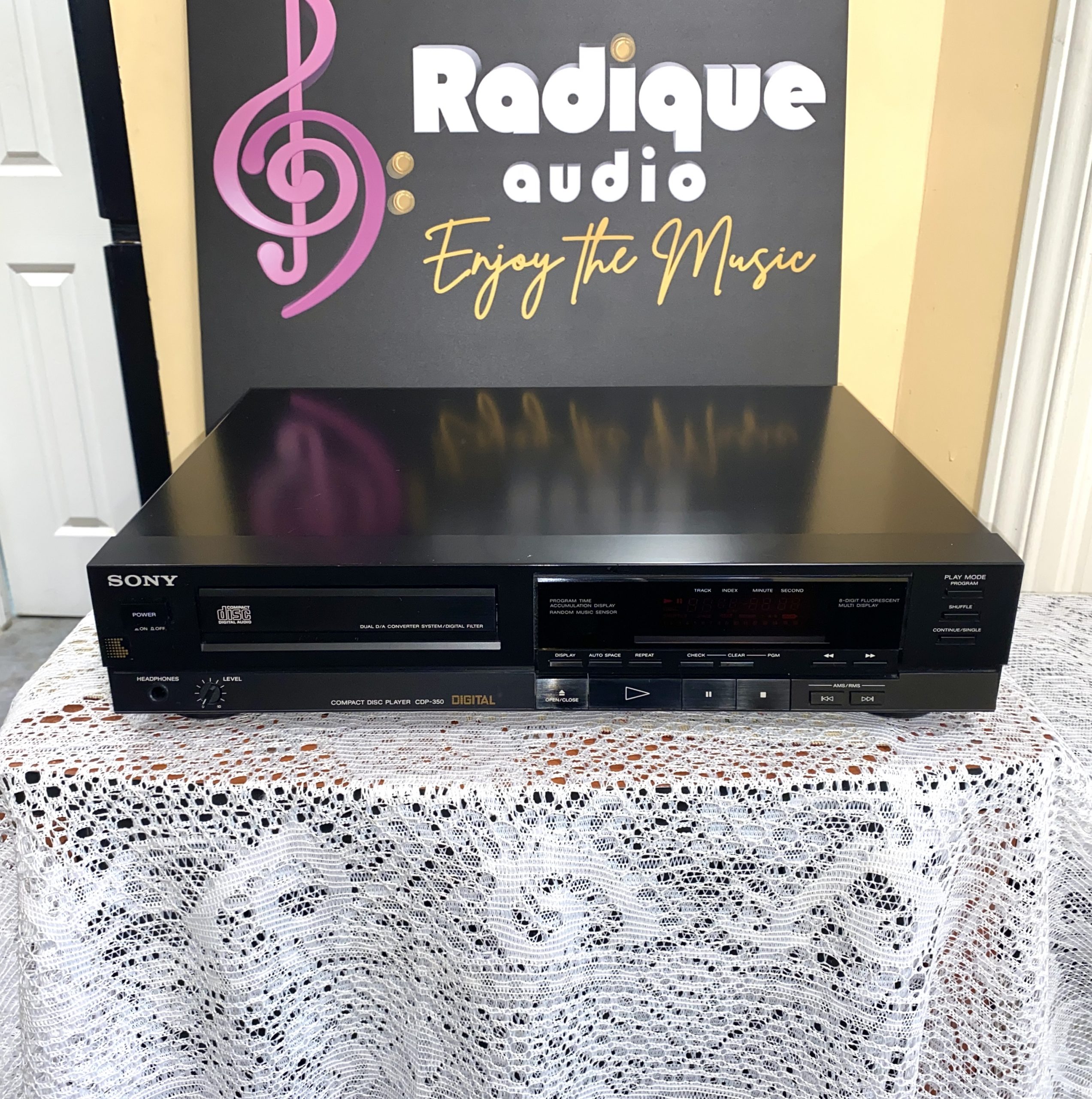 Sony Japanese-Made Single Disc CD Player CDP-350 - Radique Inc