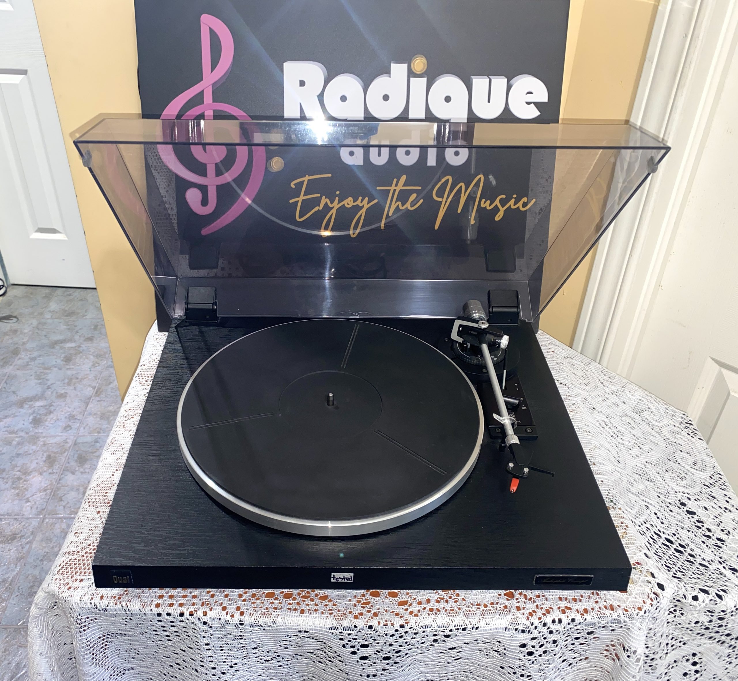 German-Made Dual Semi-Automatic Turntable CS 503-1 - Radique Inc