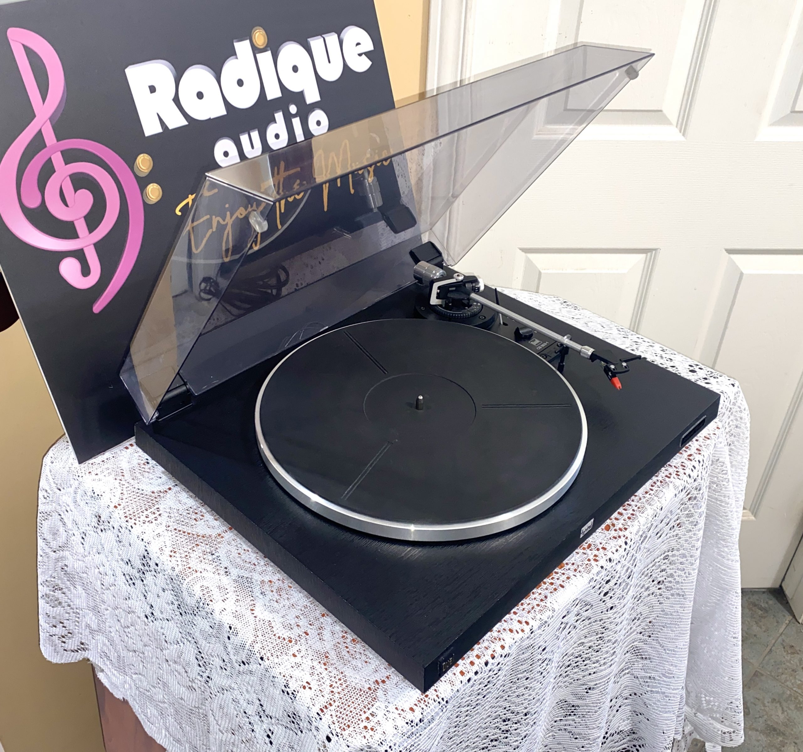 German-Made Dual Semi-Automatic Turntable CS 503-1 - Radique Inc