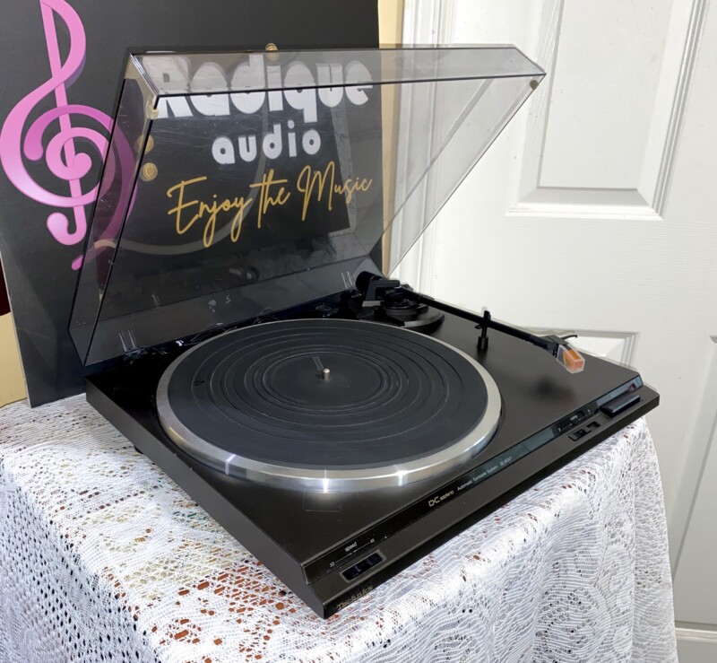 Technics Semi-Automatic Belt Drive Turntable SL-B27U - Radique Inc