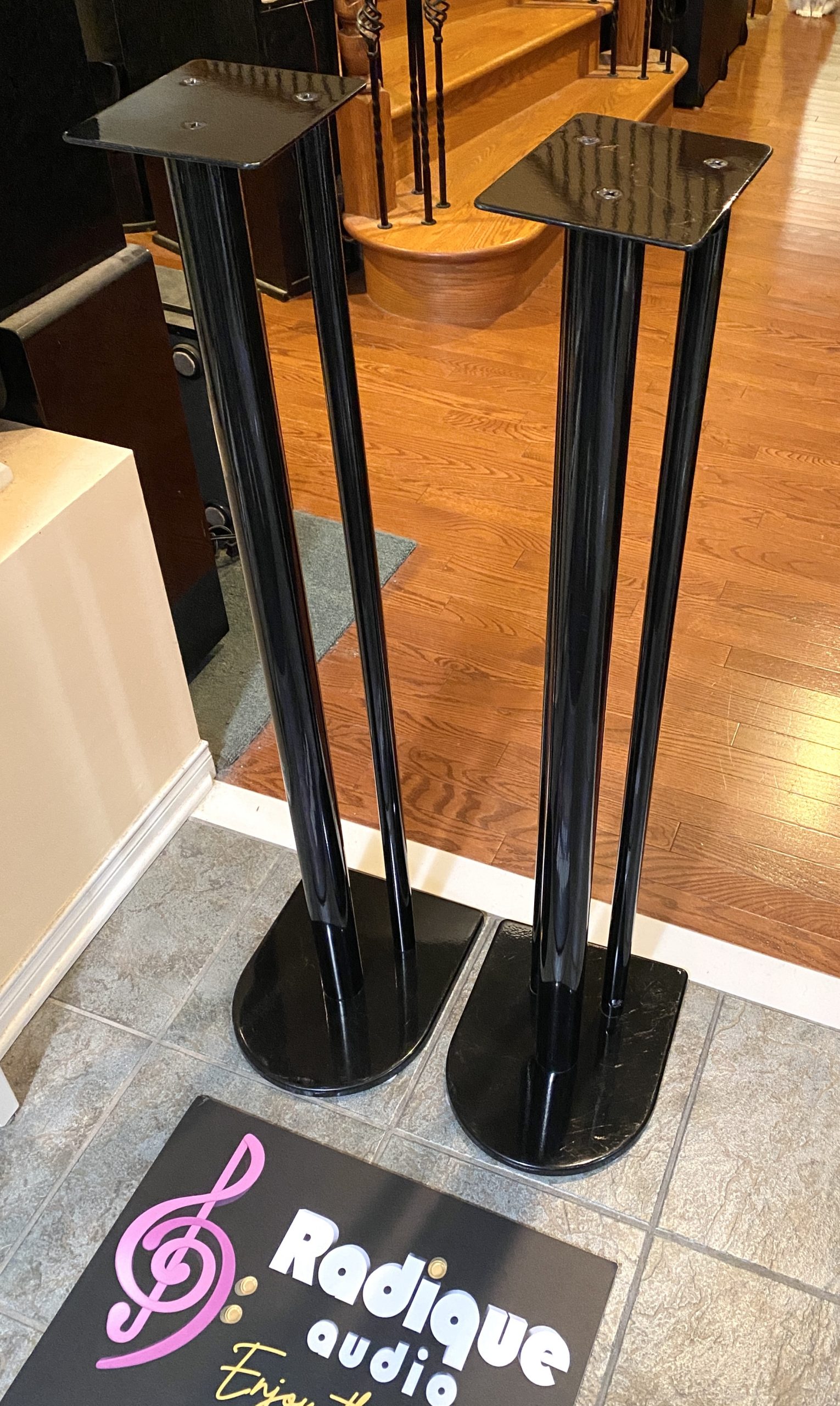 Very Tall 41" All-Metal Tri-pillar Speaker Stands - Radique Inc