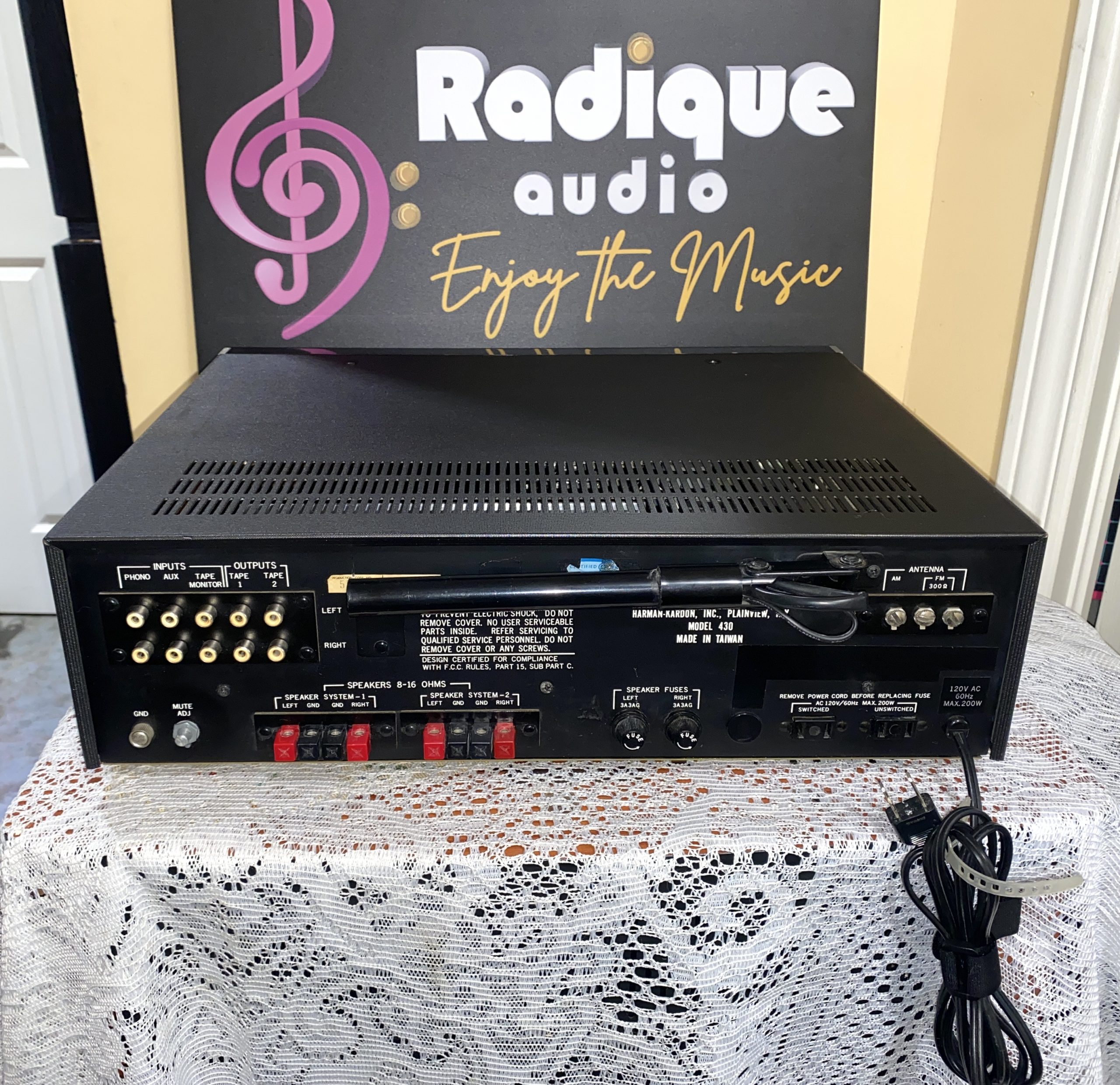 Harman Kardon Twin Powered Vintage 25 WPC Receiver 430 - Radique Inc