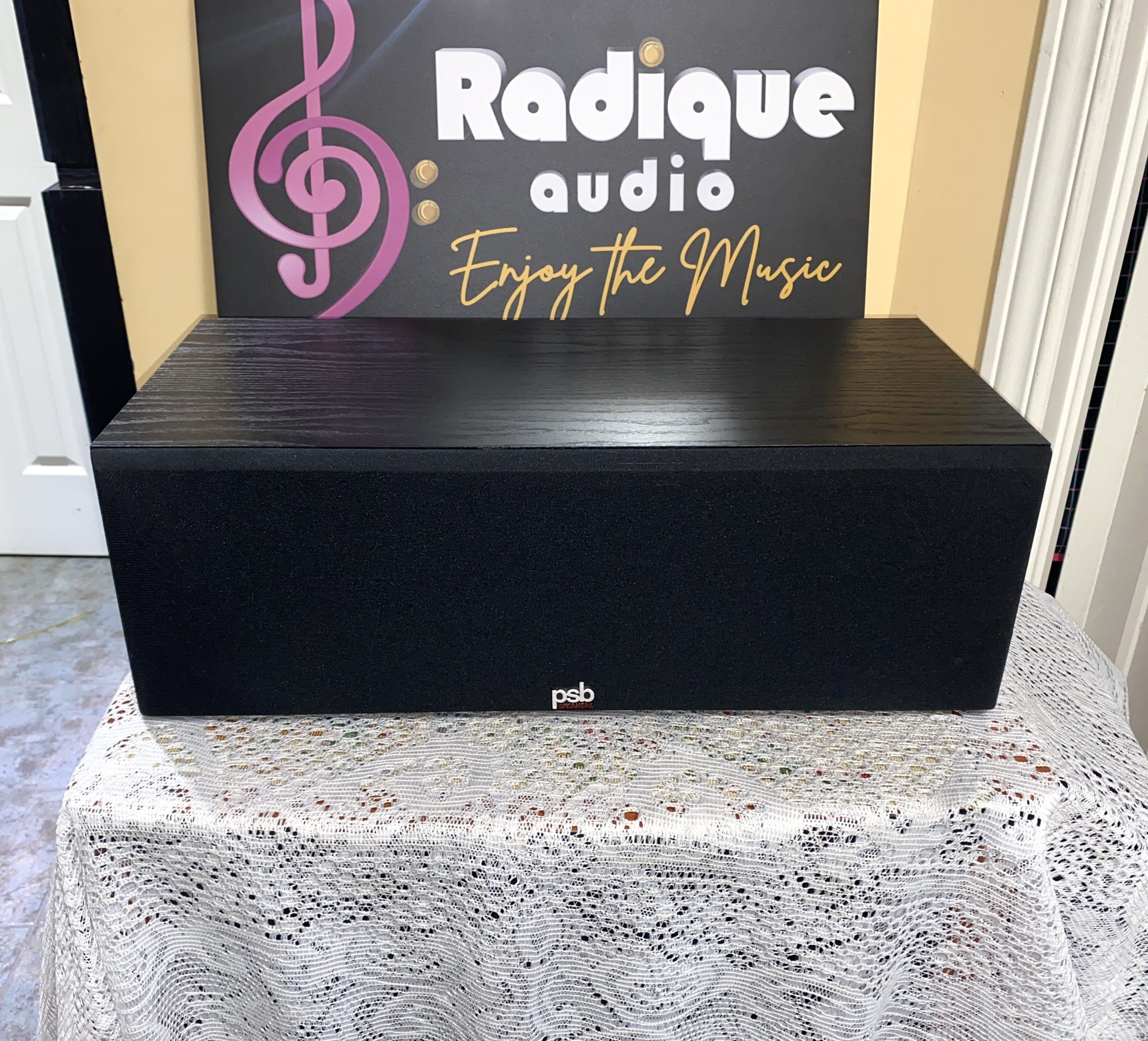 PSB 200C Center Channel Speaker – Canadian Quality, Very Good Condition ...