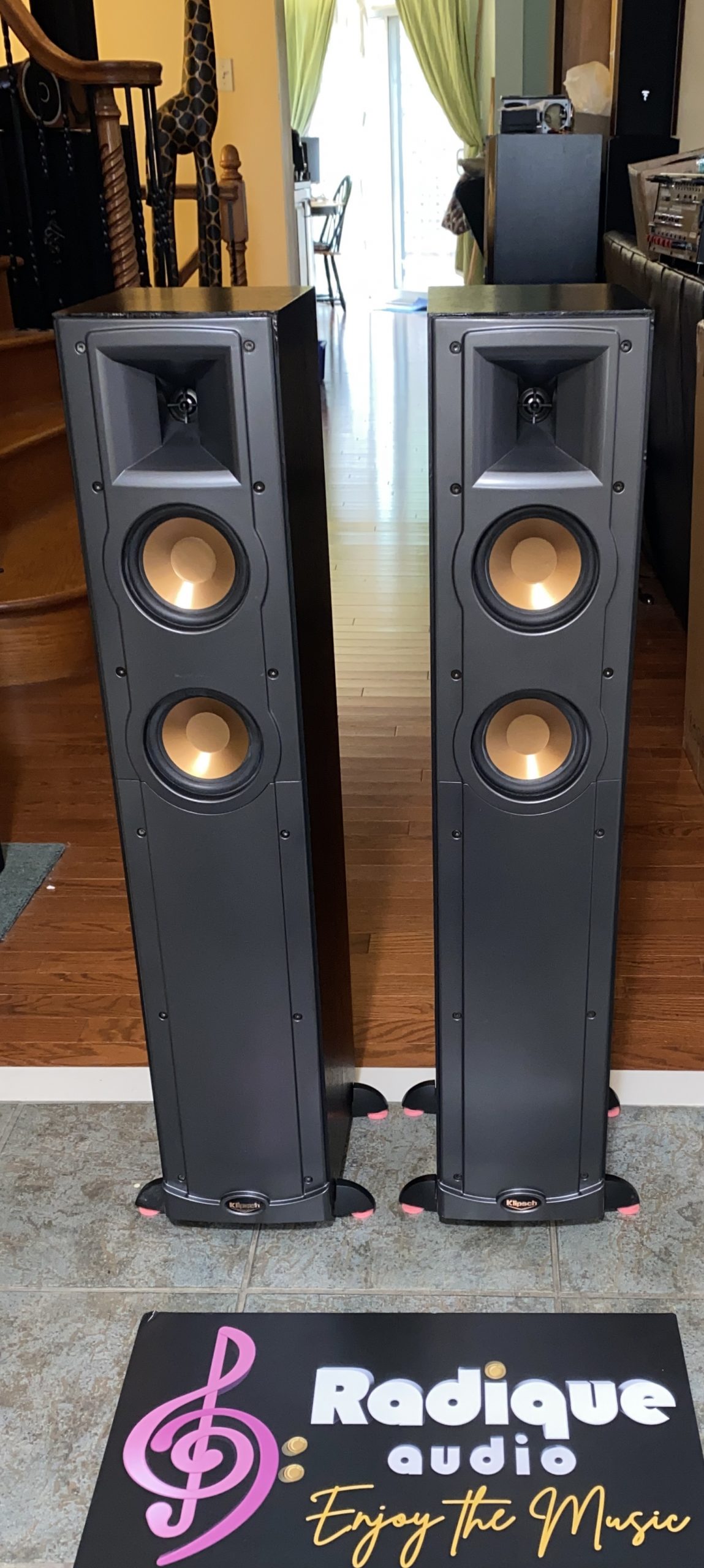 Klipsch RF-10 Reference Series Tower Speakers – 300 Watts Peak - Radique Inc