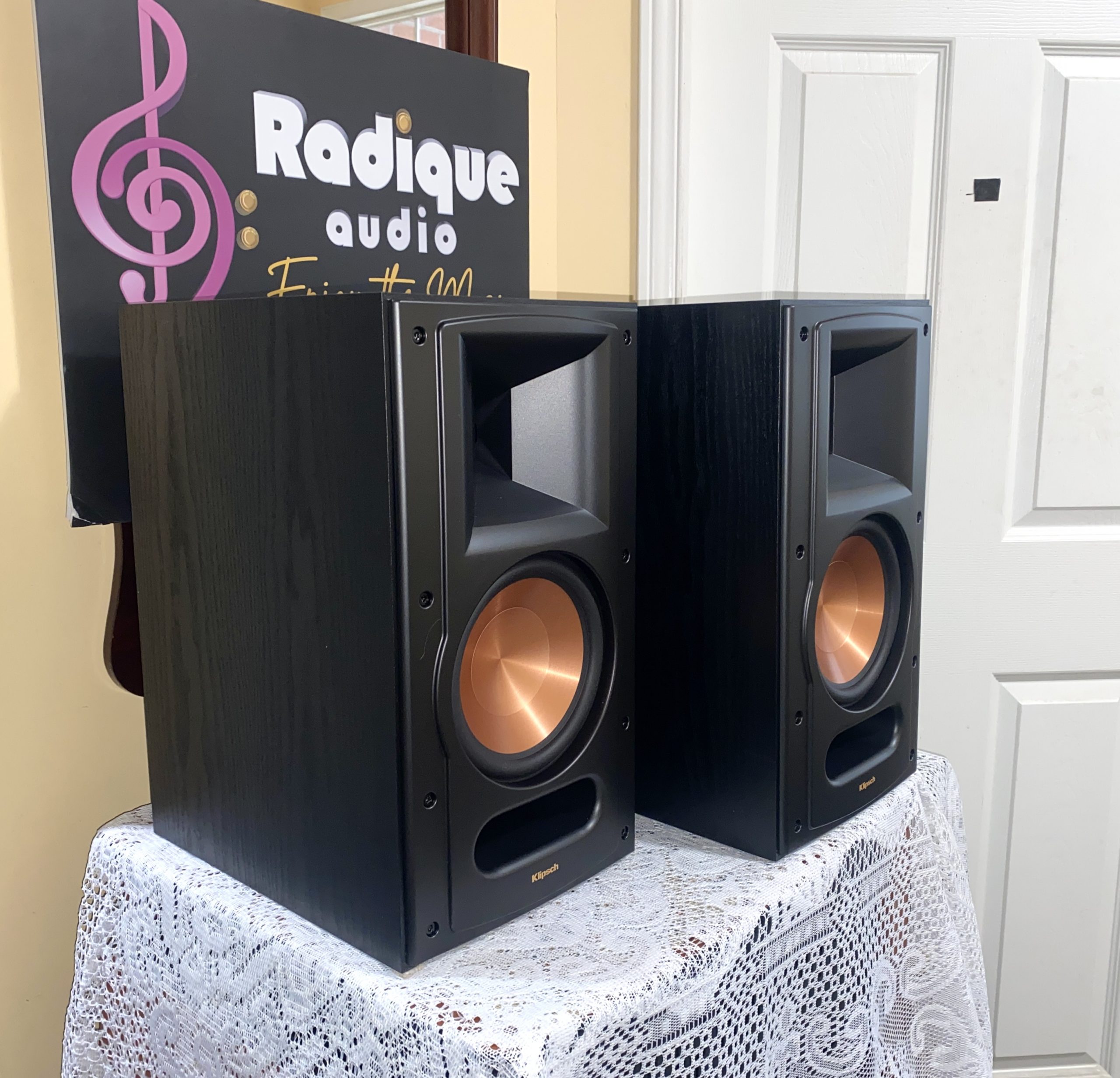 Large Klipsch RB-61 II Bookshelf Speakers 400 Watt Peak! - Radique Inc