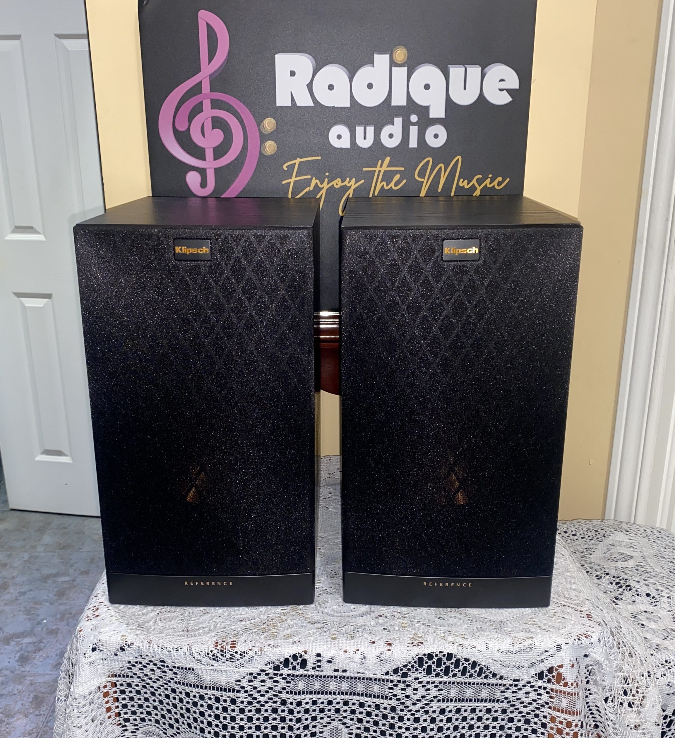 Large Klipsch RB-61 II Bookshelf Speakers 400 Watt Peak! - Radique Inc