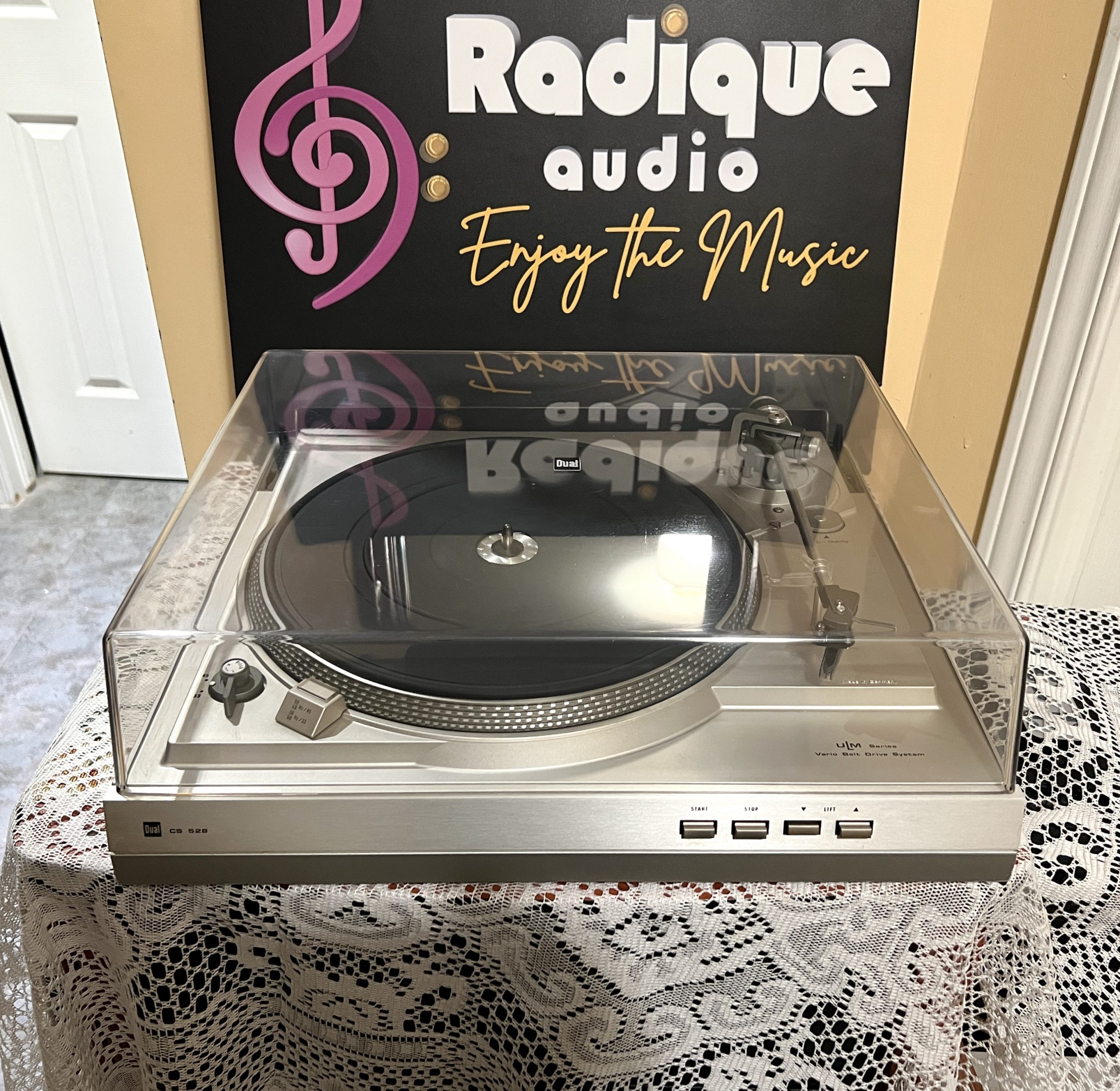 Dual CS-528 Belt-Drive Turntable - Made in Germany, Serviced - Radique Inc