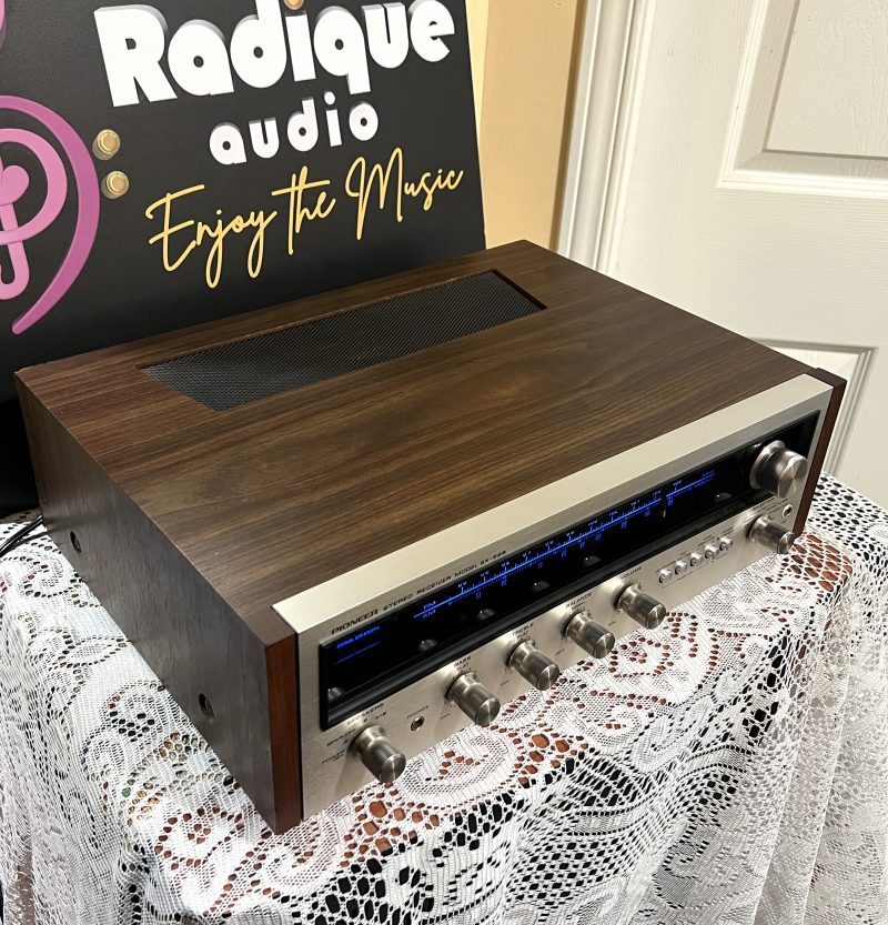 Pioneer SX-525 Stereo Receiver - 17WPC Blue-Light Era - Radique Inc